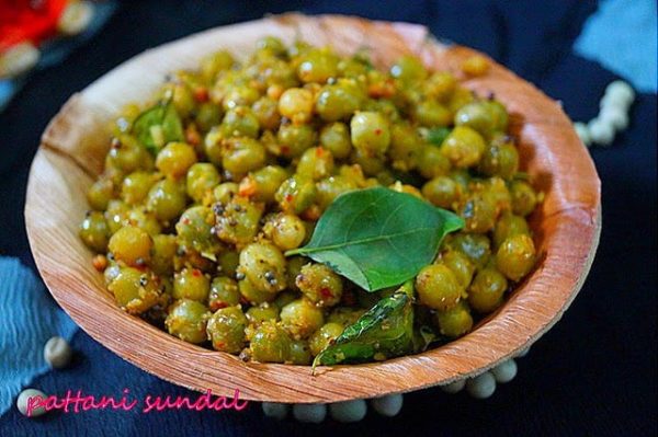 GREEN PEAS SUNDAL/PATTANI SUNDAL Recipe | nithyaskitchen